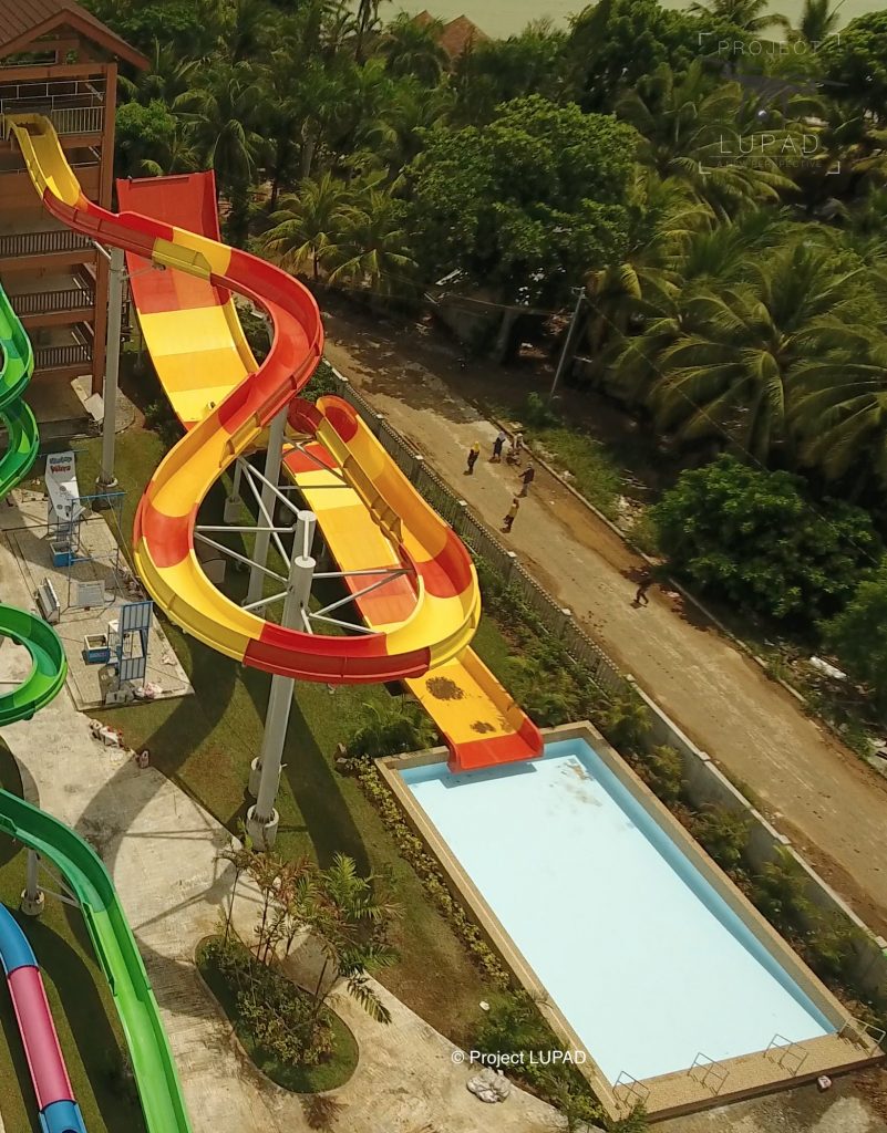 PHOTOS: Riptide Reef Boomerang Slide of Seven Seas Waterpark June 2017 ...