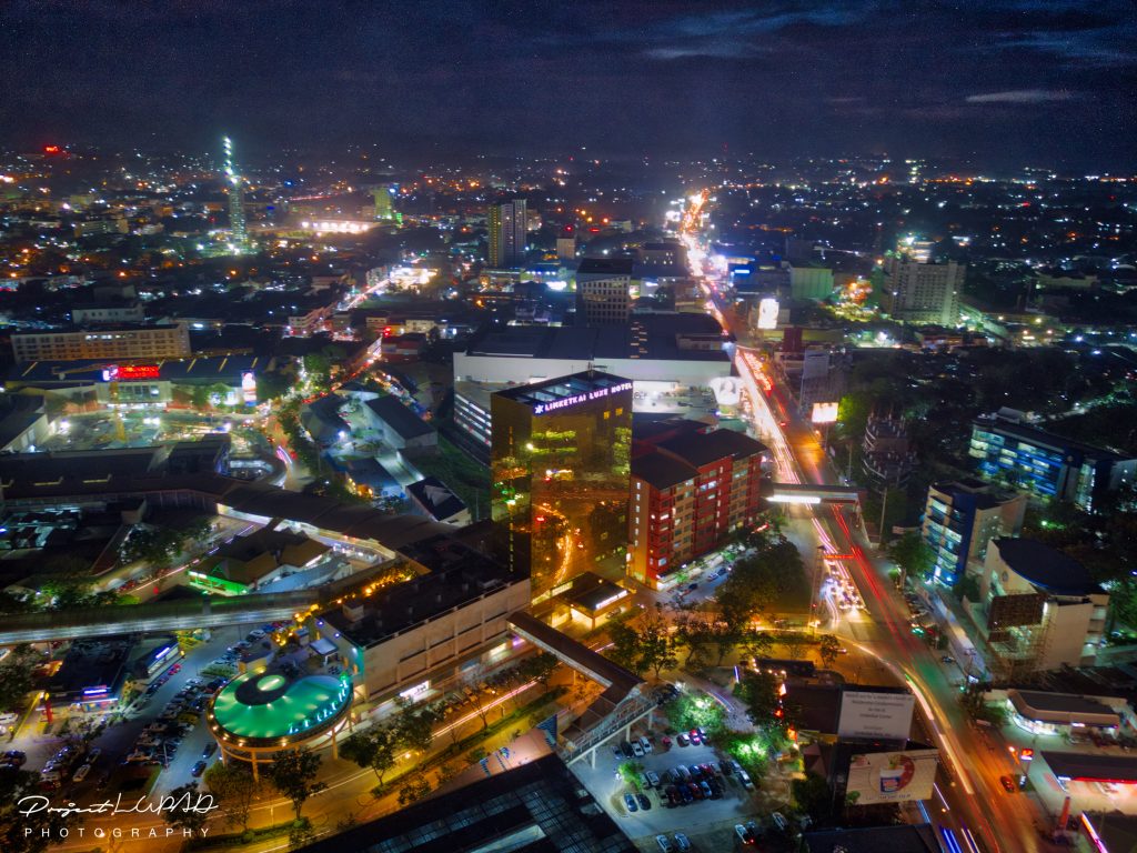 PHOTOS: Cagayan de Oro's Central Business District from Dusk to Dark