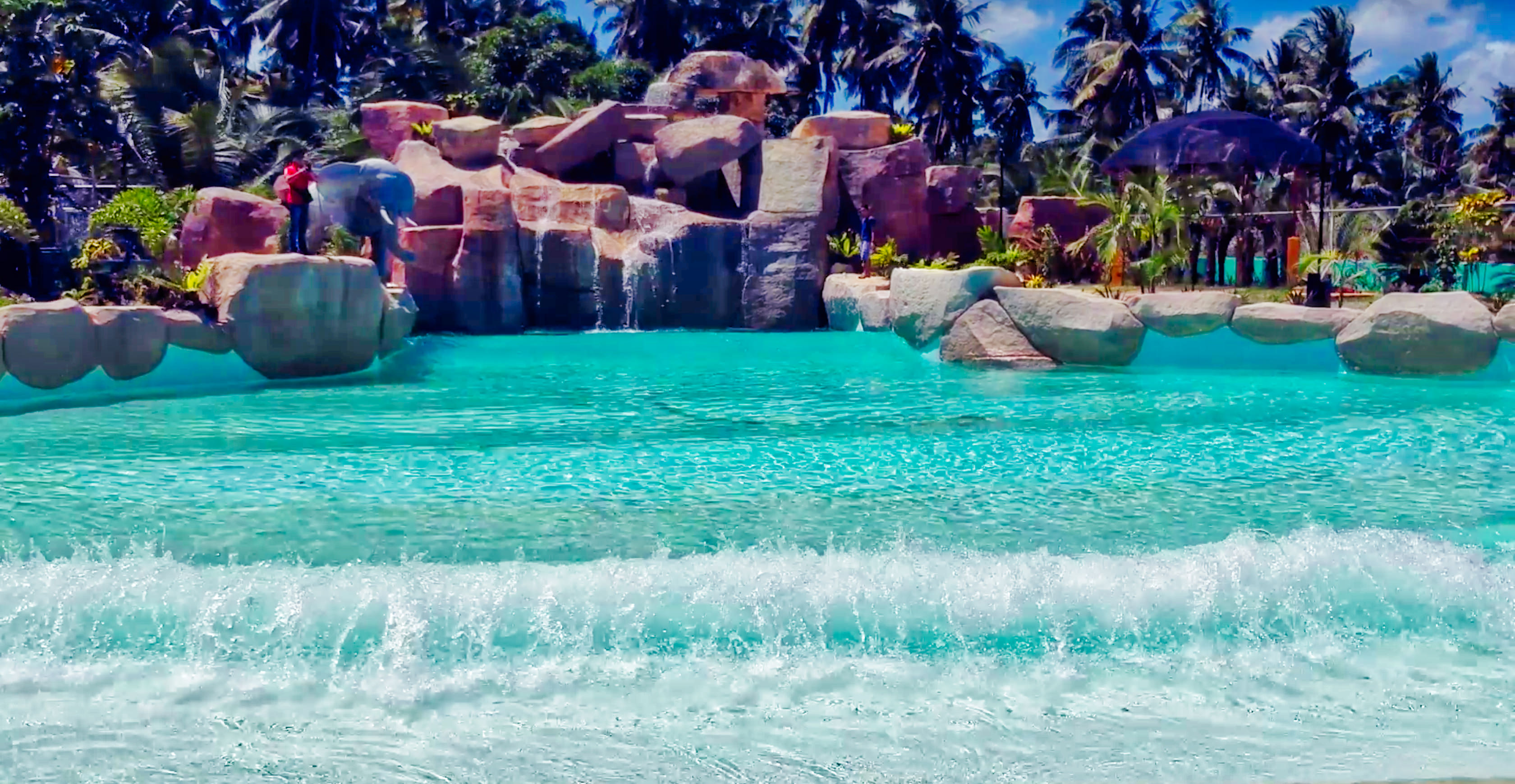 VIDEO: New Wave Pool at Maze Parks and Resort