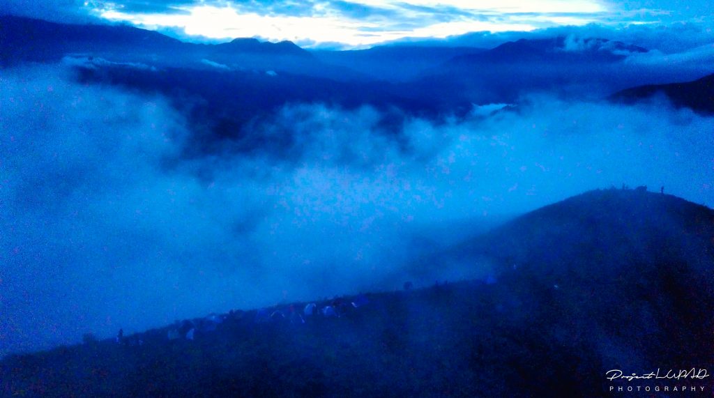 PHOTOS: Breathtaking Panimahawa Ridge Above the Clouds