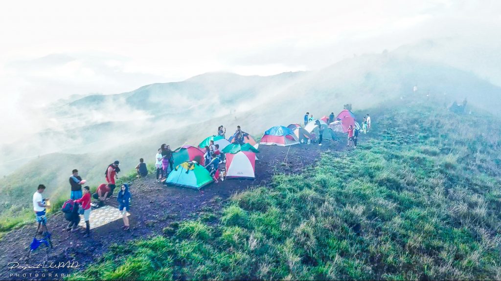 PHOTOS: Breathtaking Panimahawa Ridge Above the Clouds