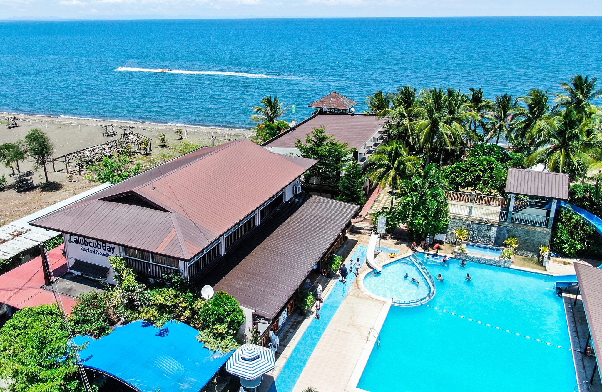 Calubcub Bay Resort & Restaurant
