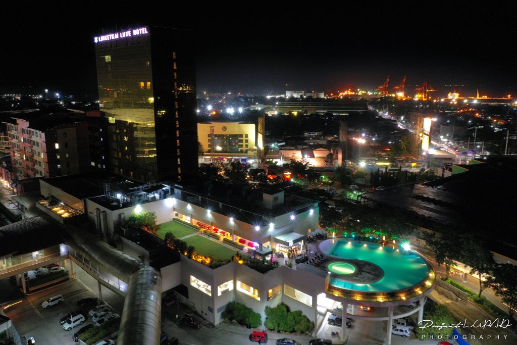 Limketkai Luxe Hotel Pool Bar Takeover