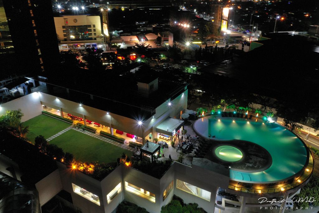 Limketkai Luxe Hotel Pool Bar Takeover