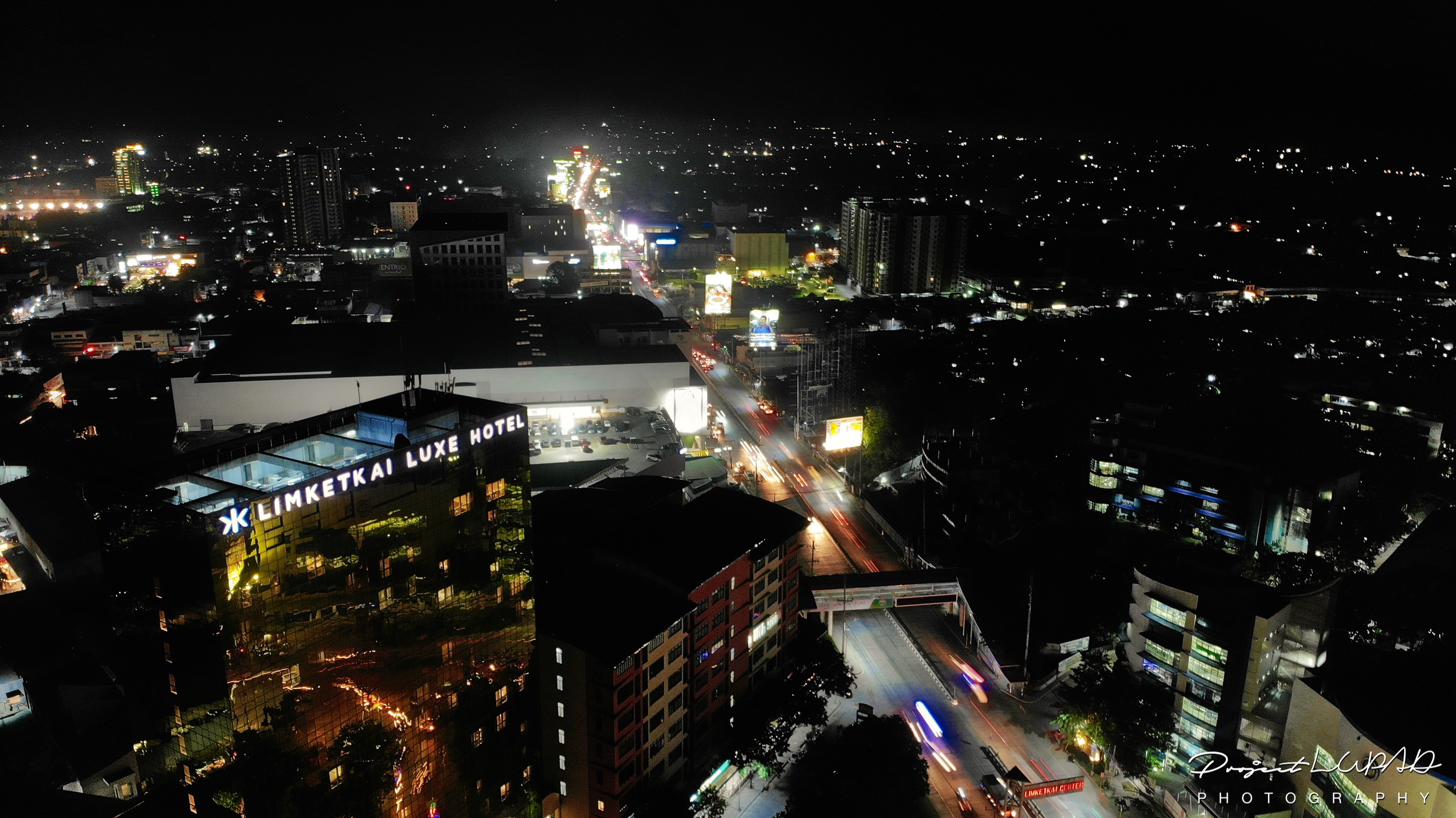 CM Recto Avenue in CDO at Night as of October 2019