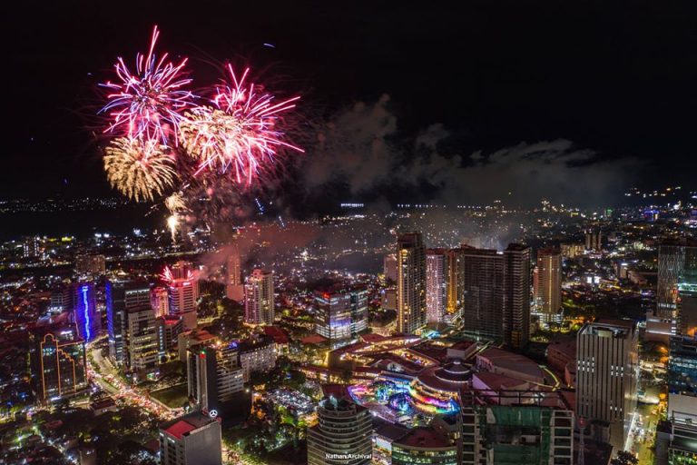 Sinulog 2020 Festival of Lights Grand Fireworks Display at Ayala Cebu
