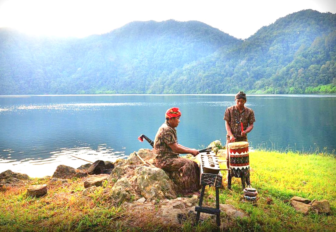 Discover Lake Holon: The Golden Cauldron of South Cotabato