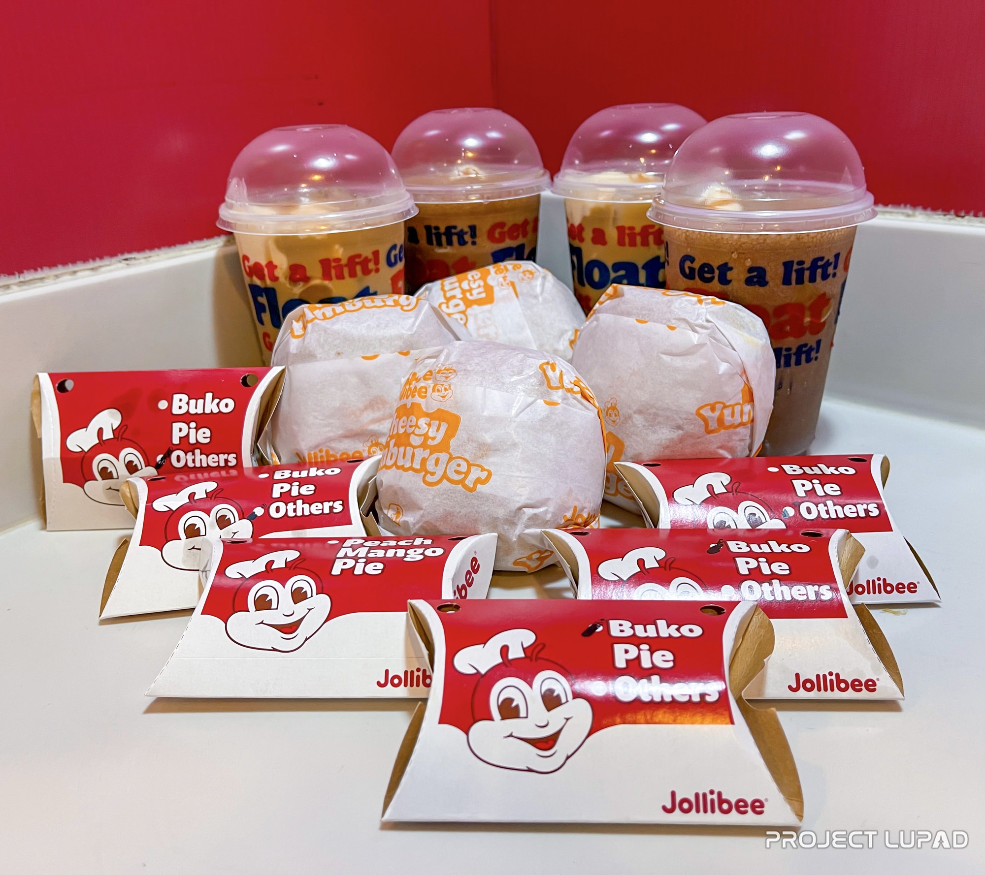 Make Your Summer Refreshing with Jollibee Creamy Caramel Floats