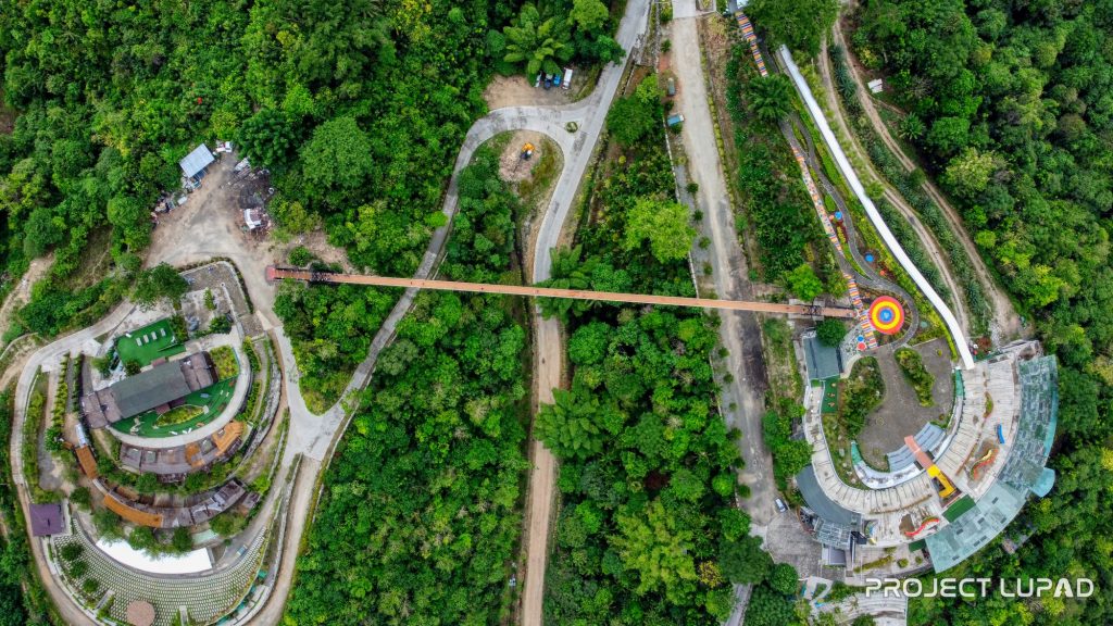 Skye Walk Hanging Bridge is Now Open at Amaya View in CDO