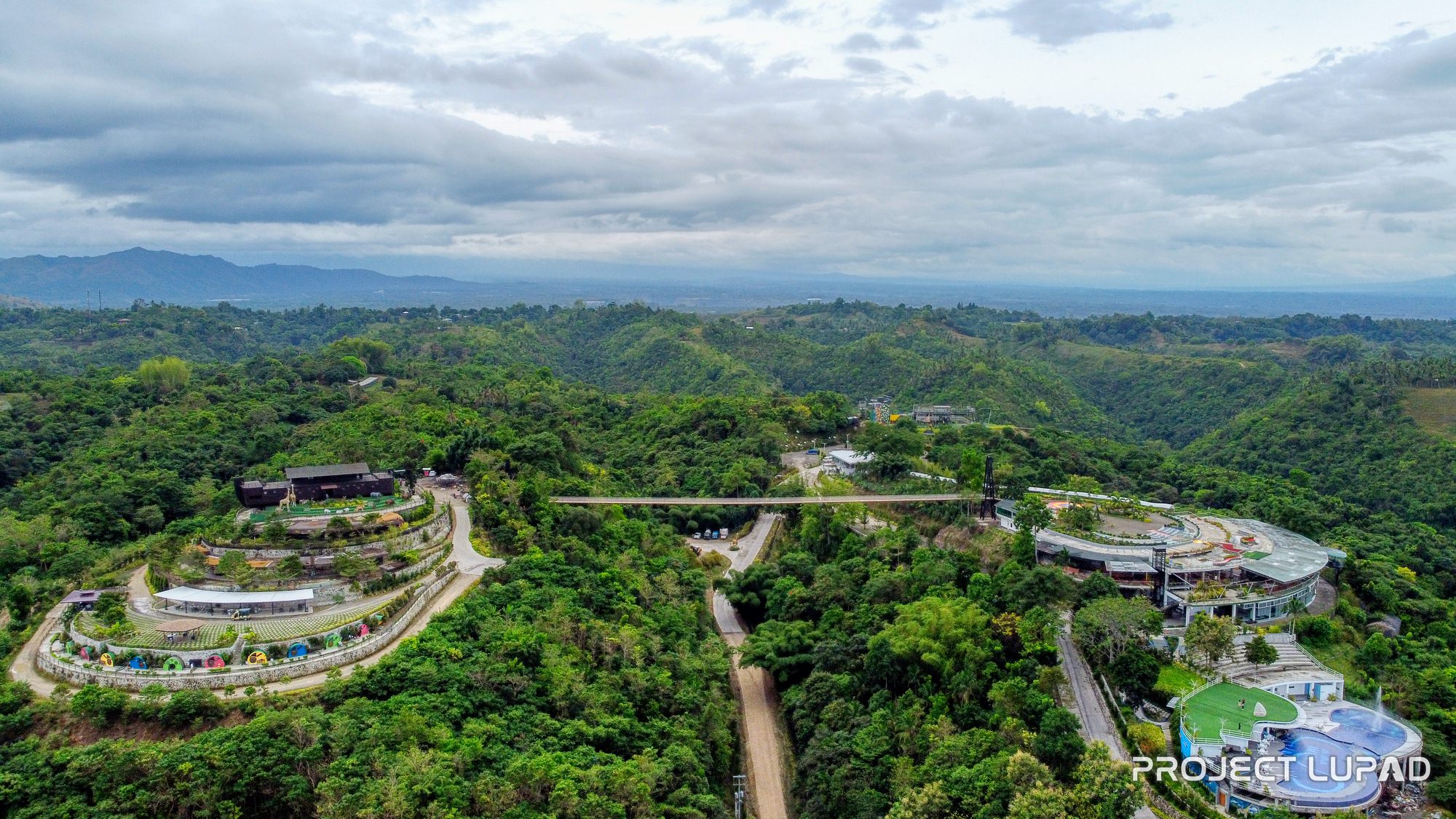 Skye Walk Hanging Bridge is Now Open at Amaya View in CDO