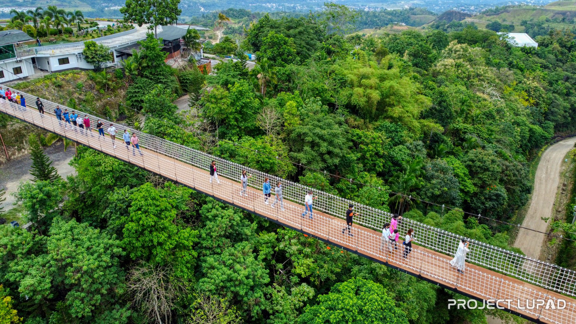 Skye Walk Hanging Bridge is Now Open at Amaya View in CDO