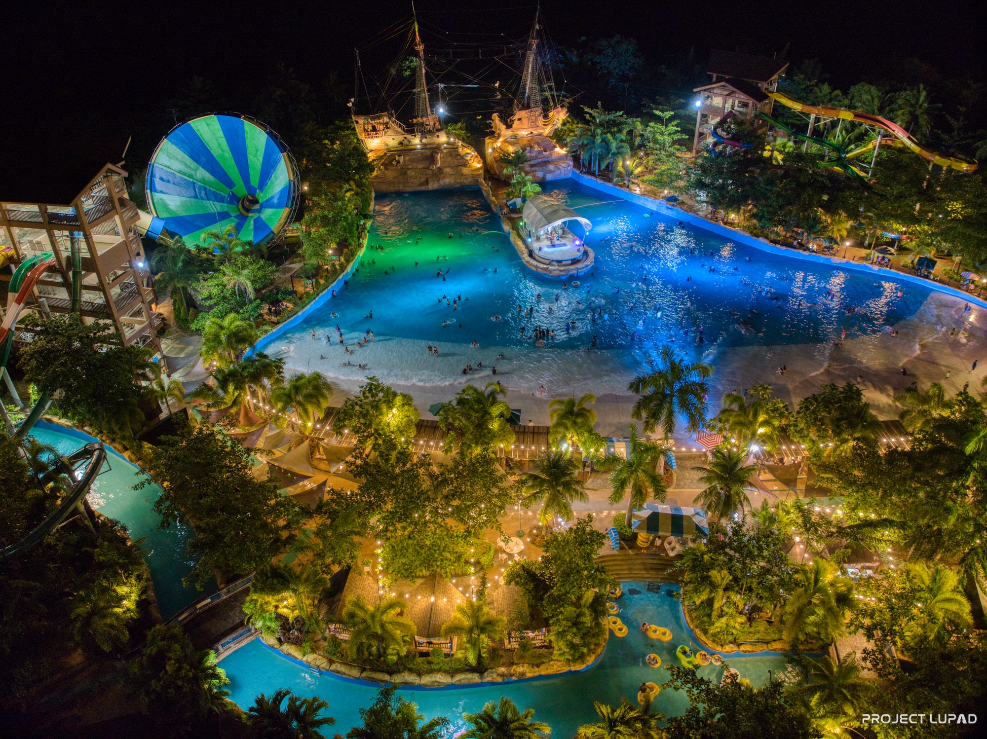 Everything You Need to Know Before Going to Night Splash at Seven Seas