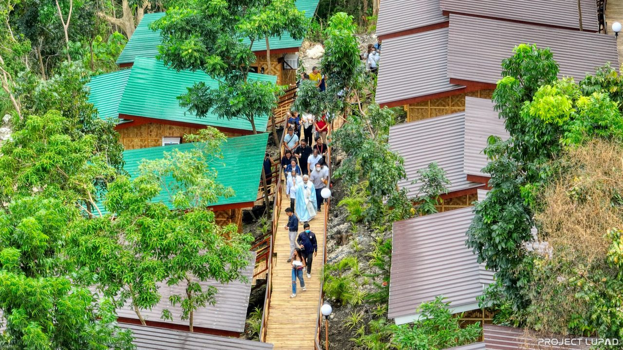 Bahay-Kubo Weaves a Native Vibe and Modern Comfort in CDO