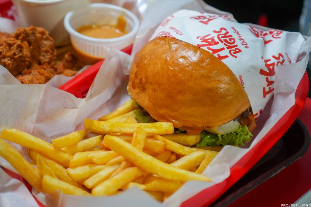 CDO's Burger Scene Elevated: Frkn’ Brgrs Opens at Centerpoint!