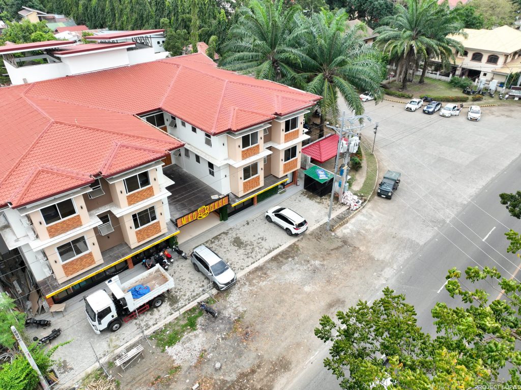 Dirt Bag Laundry Uptown CDO: Drive-Through Laundry for Every Family