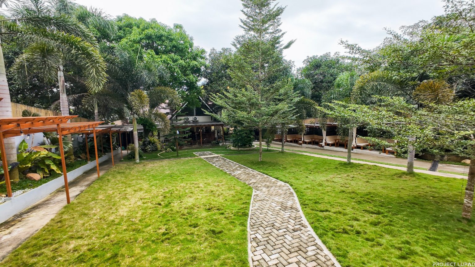 Relax and Unwind with Scenic View at Seriva Mountain Resort